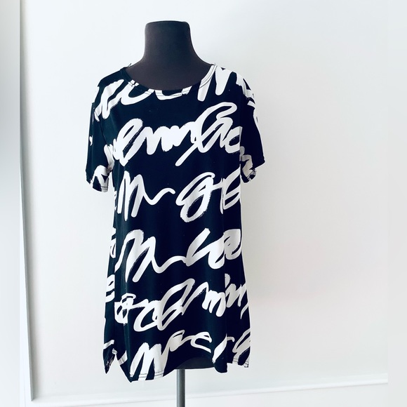 Tops | Boutique Modern Art Deco Top | Poshmark